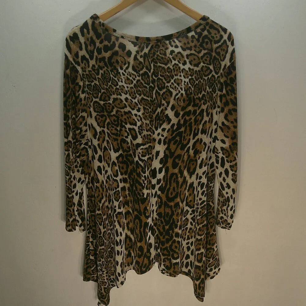 Jostar | Tops | Jostar Usa Leopard Print Vneck Tunic Top Handkerchief ...